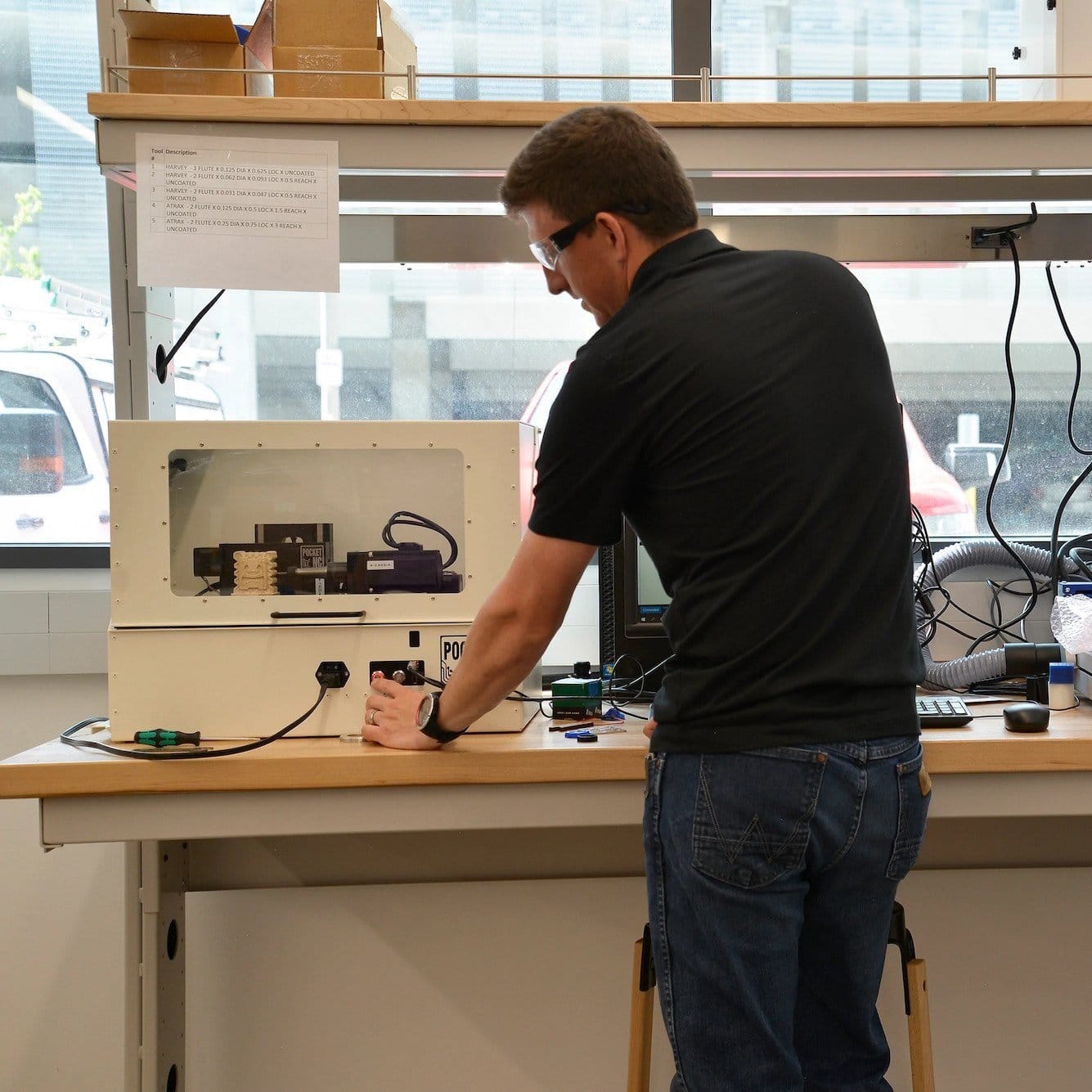 Desktop en compacte 5-assige Freesmachines - Wia Educational